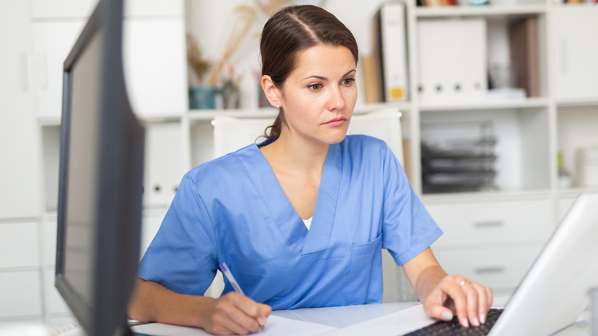 Study Medical Office Administrator With Unit Clerk Course, Program ...